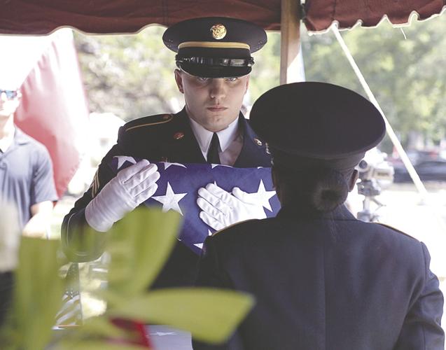 Community pays its respects to fallen soldier | News | dailytimes.com