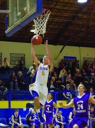 Seniors help Medina past Mason, Bobcats finish as undefeated District ...