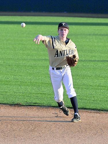 Tivy baseball team falls short when Medina Valley rallies in 8th ...