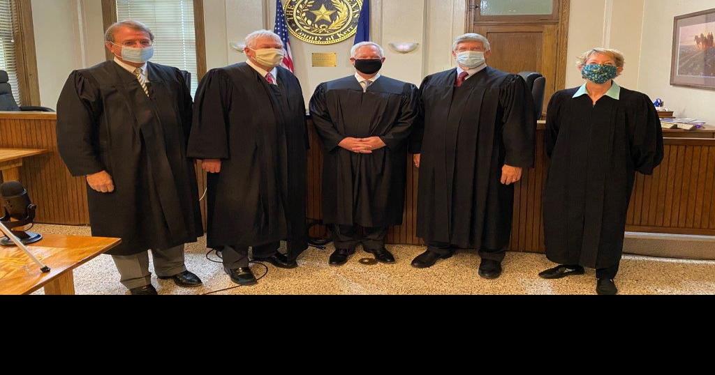 Judges assemble for swearing-in ceremony | Multimedia | dailytimes.com