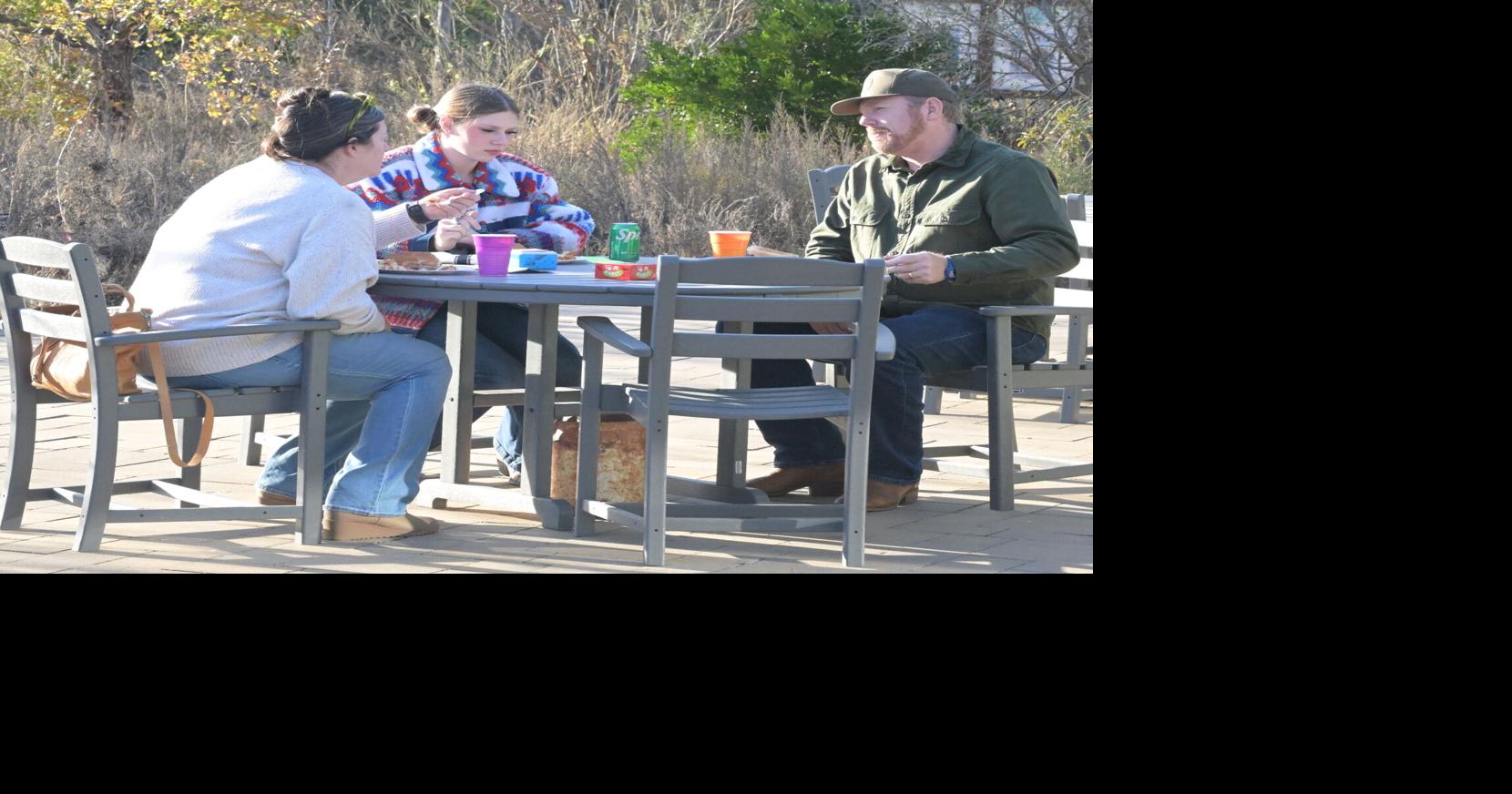 Riverside Nature Center celebrates community support following flood ...