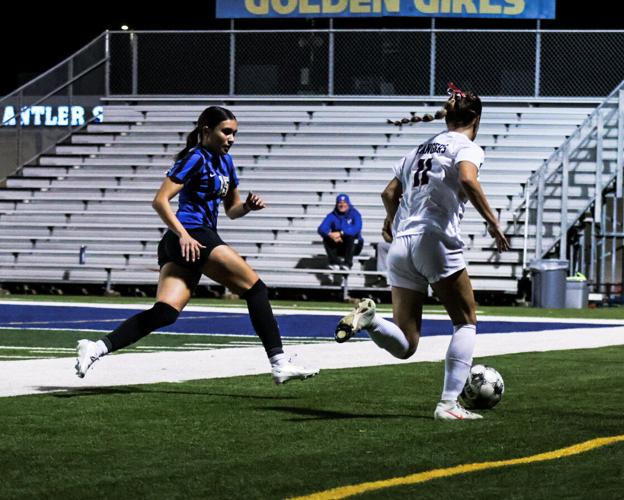 Tivy soccer splits with Smithson Valley as Antlers win, Lady Antlers ...