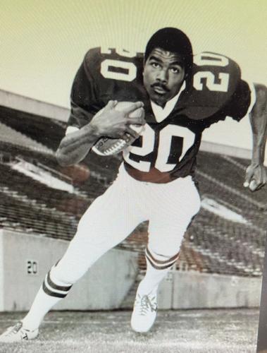 Lewis continues elevating area kids | Legends | danriversports.com