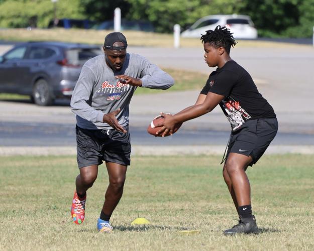 Dominique Fitzgerald QB Summit | Multimedia | danriversports.com