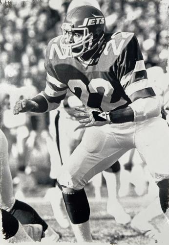 Lewis continues elevating area kids | Legends | danriversports.com