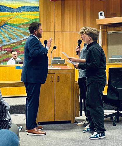 Chapman sworn in as mayor, council tackles I-80 project comment letter ...
