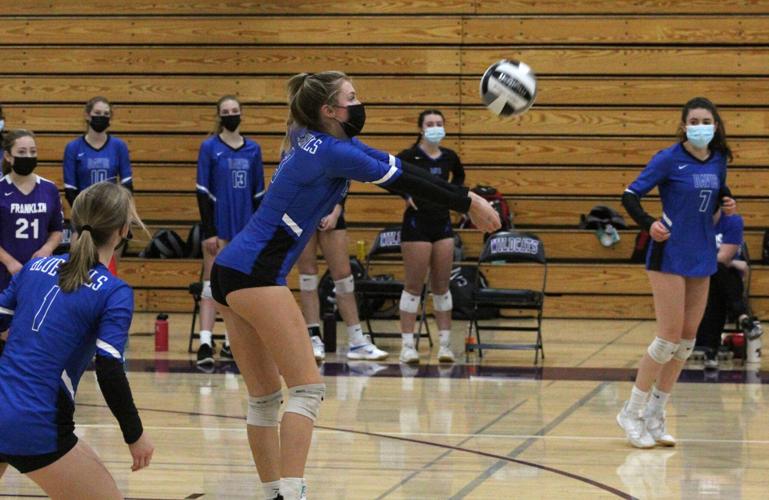 Davis volleyball silence Wildcats | Blue Devils | davisenterprise.com