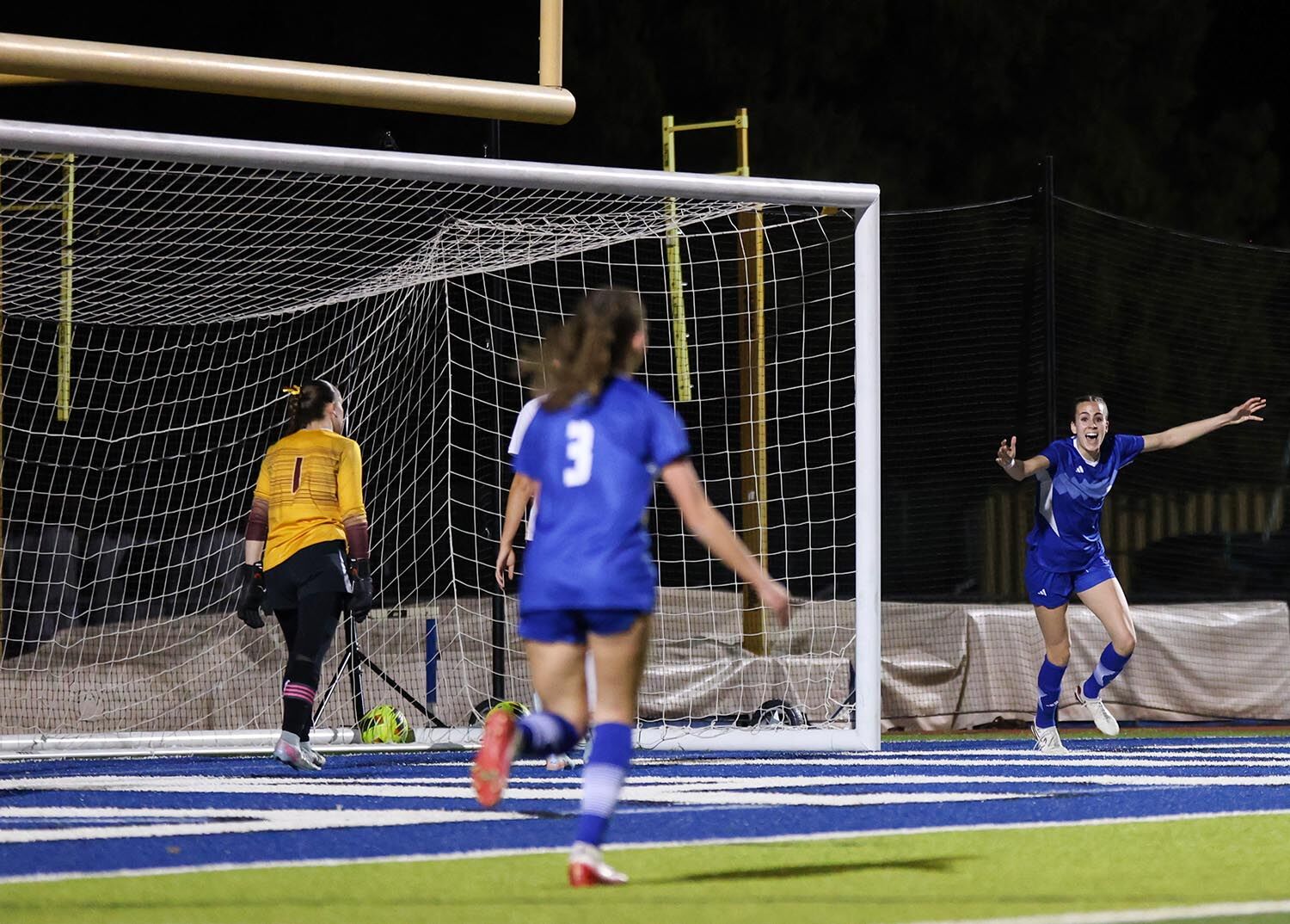 Mixed results for DHS soccer teams in regional playoffs | Sports ...