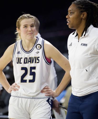 UC Davis women romp in BWC Tourney opener | Sports | davisenterprise.com
