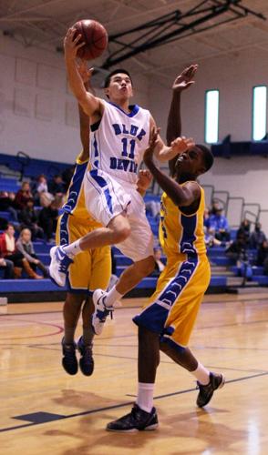 Blue Devil boys prevail in up-and-down Curry contest | Sports ...