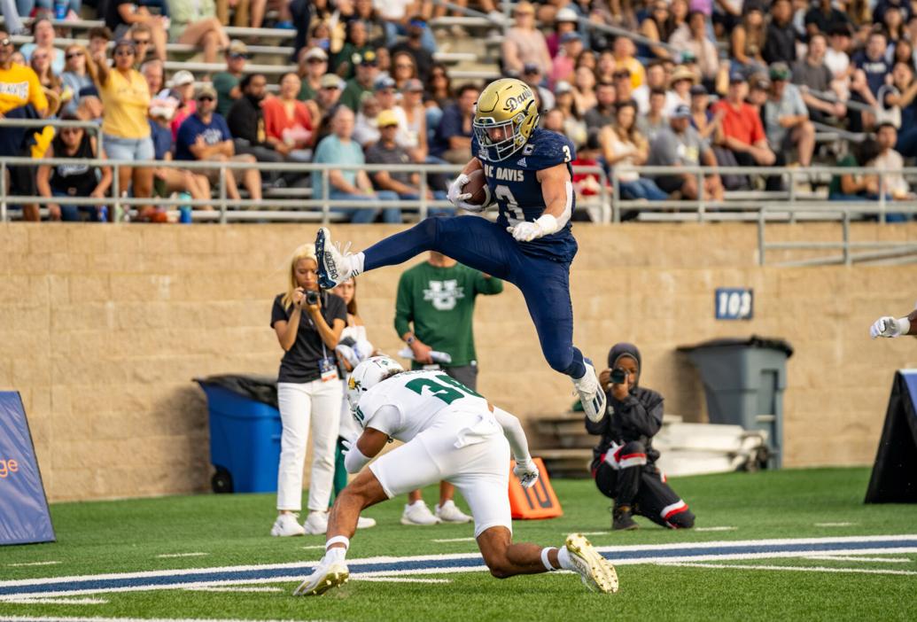 Hastings, Aggies corral Mustangs to take Golden Horseshoe | Sports ...