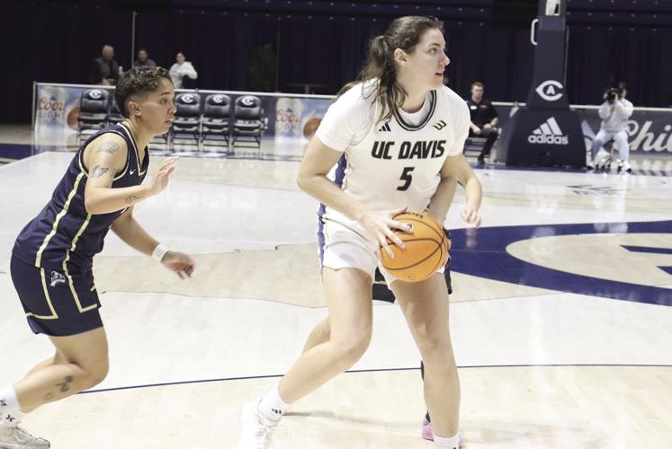 Aggie women win big in final pre-season game | Sports | davisenterprise.com