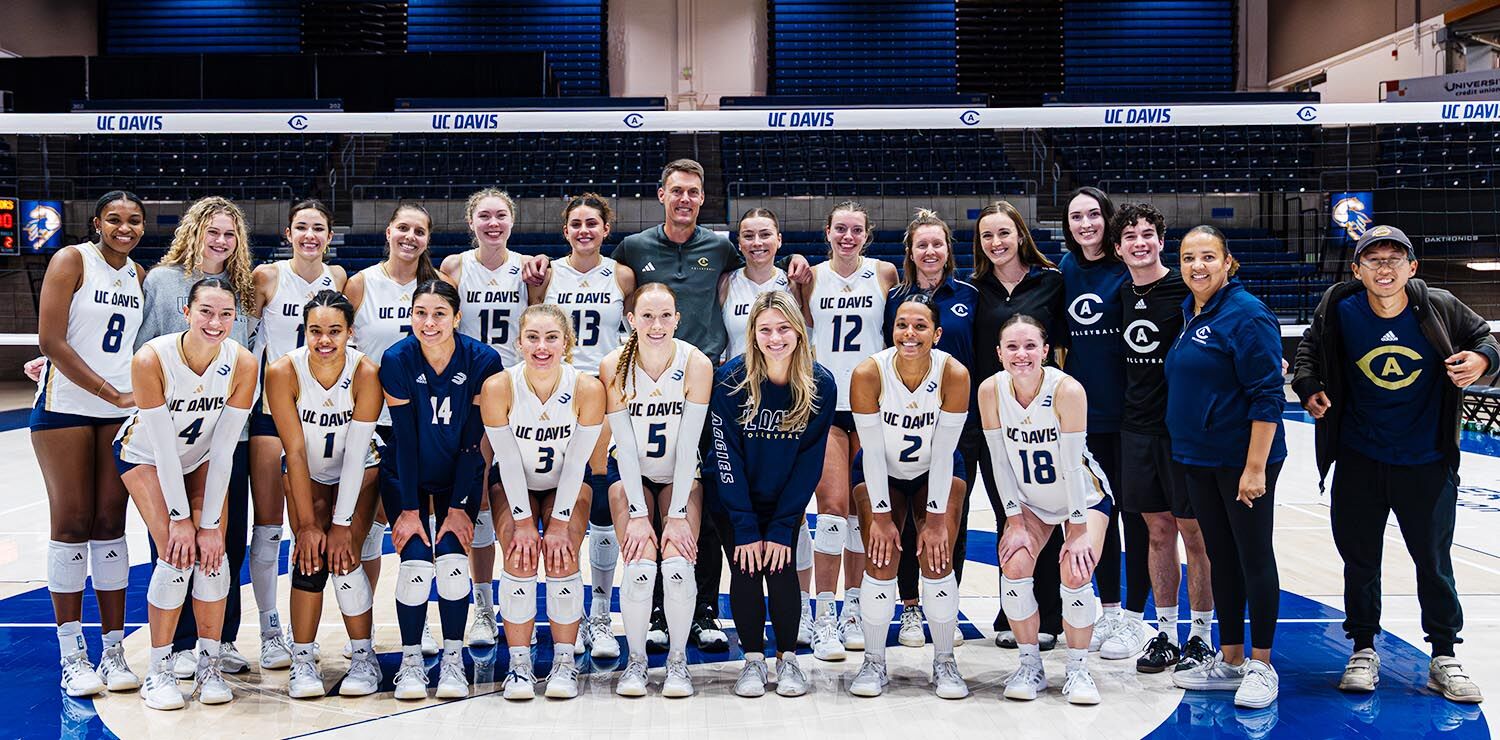 Aggie Roundup: Conners sets new standard in volleyball | Sports ...