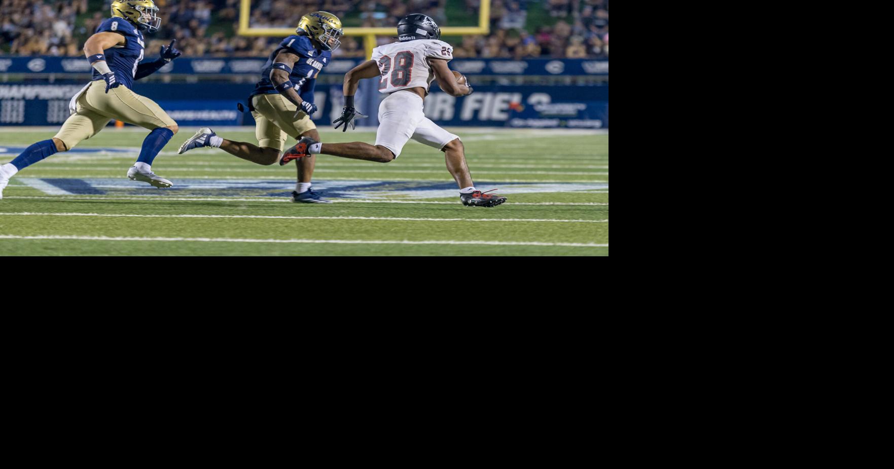 Aggie running backs post big numbers in win | Aggies | davisenterprise.com