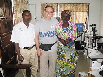 Ophthalmologist volunteers in Vietnam | News | davisenterprise.com
