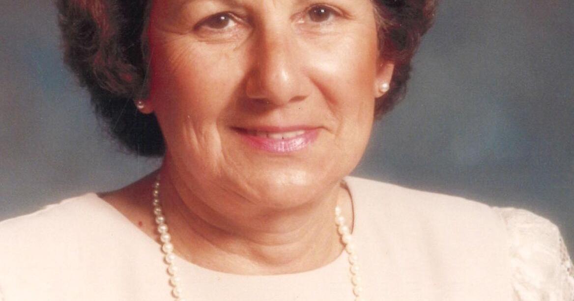 Betty Lorraine Moore | Obituaries | davisenterprise.com