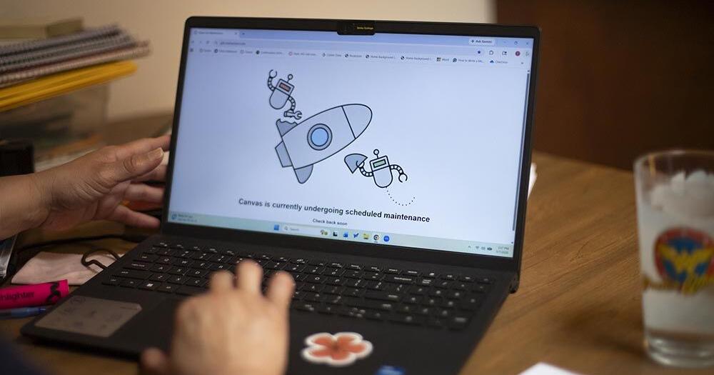 California colleges went big on online learning tools. Then the worst ...