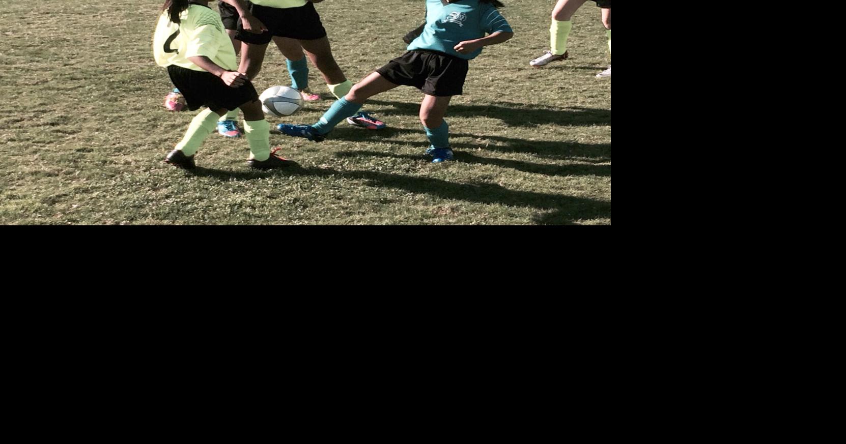 Chloe Barr and Aedyn Gravely Highlighters AYSO soccer photo | Do-not ...