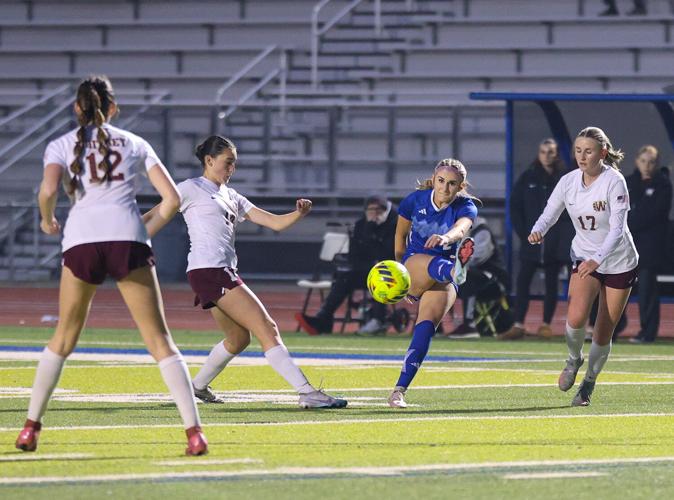 DHS, Whitney battle to tie on the pitch | Sports | davisenterprise.com
