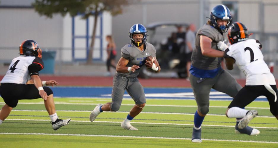 Football: Blue Devils battle but Bulldogs win | Blue Devils ...