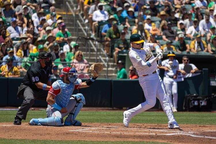 Leaping catch doesn’t give A’s victory | Sports | davisenterprise.com