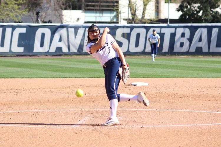 UCD softball walks off Pacific | Sports | davisenterprise.com
