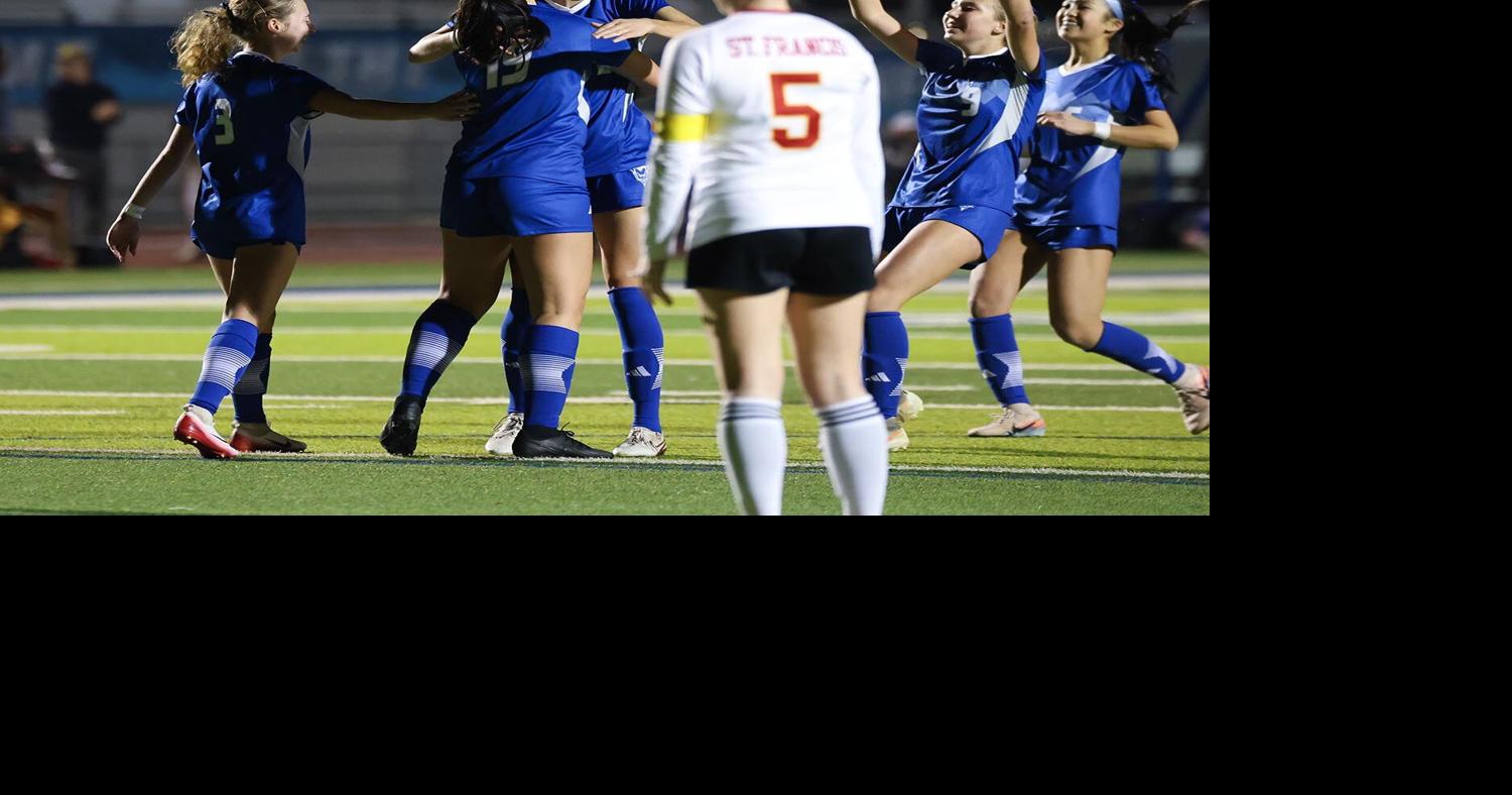DHS soccer teams earn playoff berths | Sports | davisenterprise.com