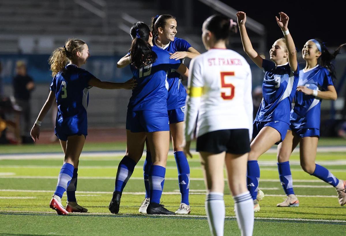 DHS soccer teams earn playoff berths | Sports | davisenterprise.com