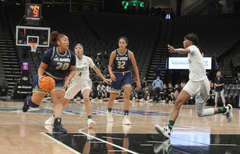 Basketball: UC Davis women continue to build winning momentum | Aggies ...