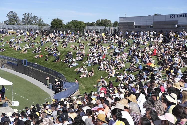 UCD commencement cut short by extreme heat | News | davisenterprise.com