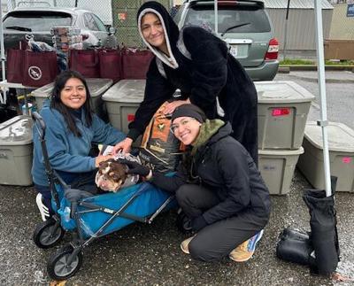 Mercer marks 31 years of holiday baskets for pets of homeless ...