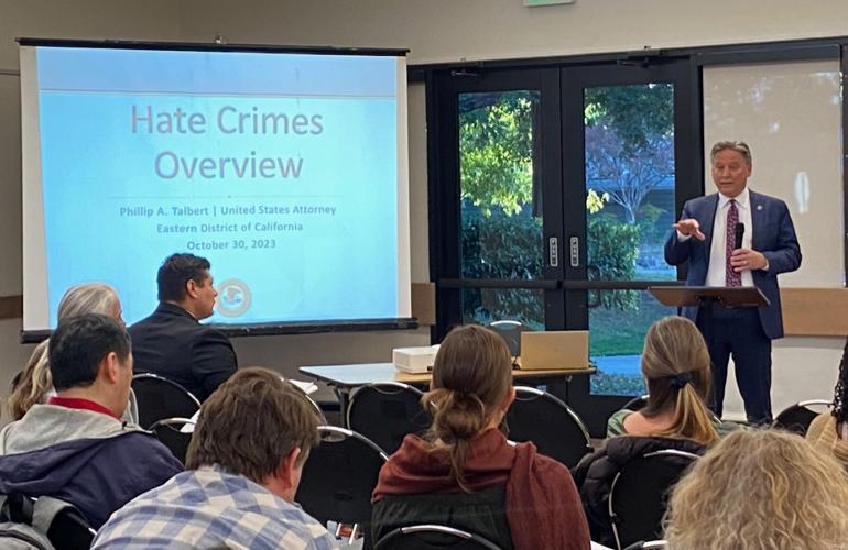 Forum explores hate crimes' effect on Davis community | News ...