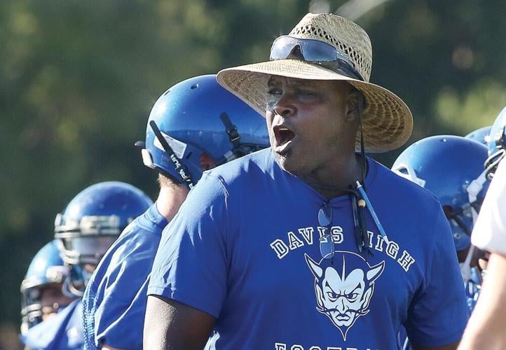 Hicks: a Blue Devil legend looks back | Sports | davisenterprise.com