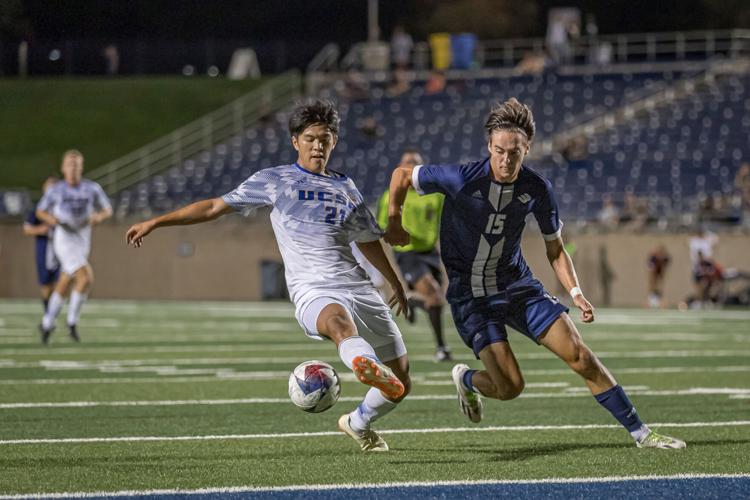 Soccer: UC Davis men draw record crowd in loss | Sports ...