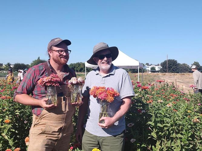 SCOPE project hosts farm tour | Features | davisenterprise.com