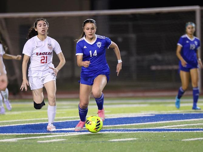 DHS girls soccer exits in first round | Sports | davisenterprise.com