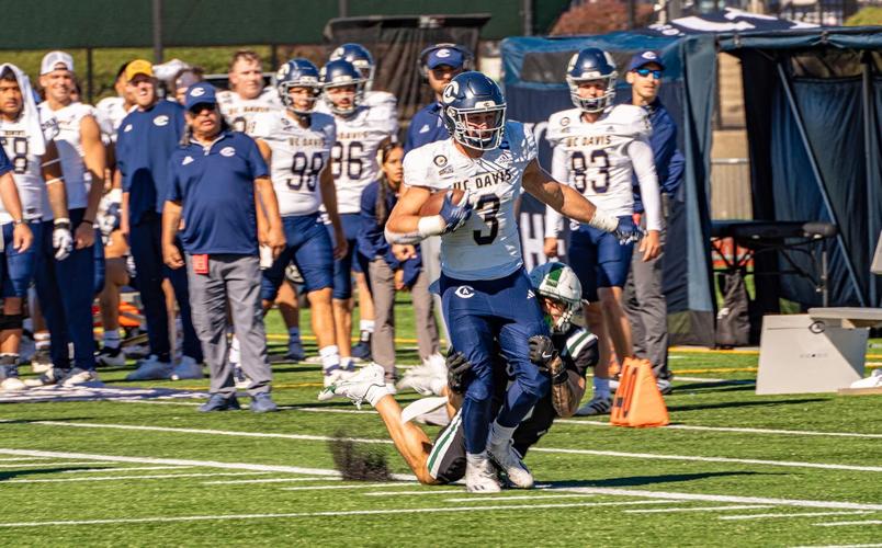 Aggie football beats Vikings on final play | Aggies | davisenterprise.com