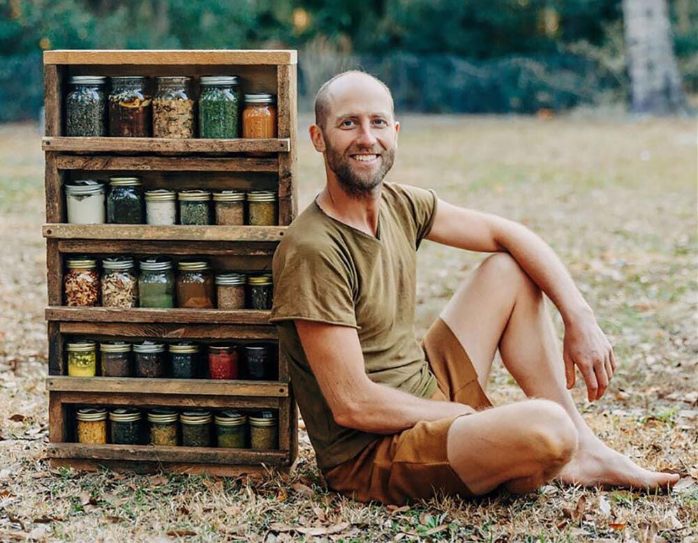 Foraging activist visits Davis on tour | Arts & Entertainment ...