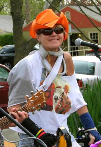 ‘Die Laughing with Cathy Speck’: an ALS musical one-woman show | News ...