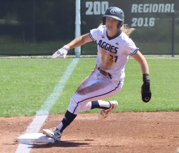 Softball: Aggies’ bats too hot for Roadrunners | Aggies ...