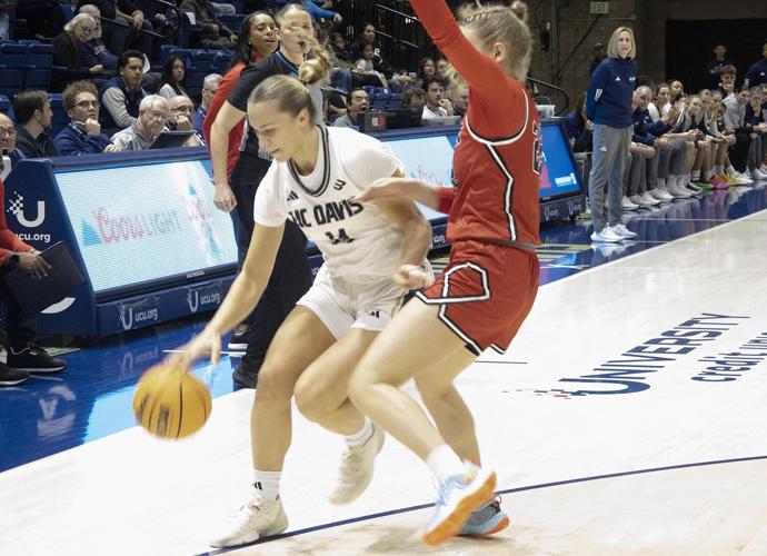 UCD women riding 7-game winning streak | Sports | davisenterprise.com