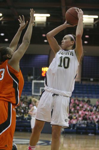 UCD athletics photos | Do-not-import | davisenterprise.com