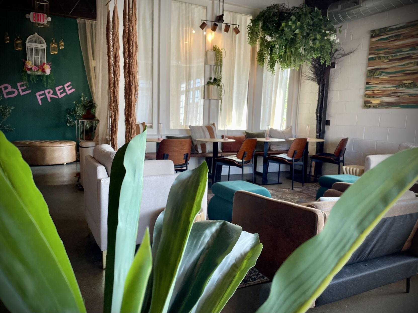 A ‘$100 hot dog’ and more: Good Impressions in Dayton unveils seasonal ...