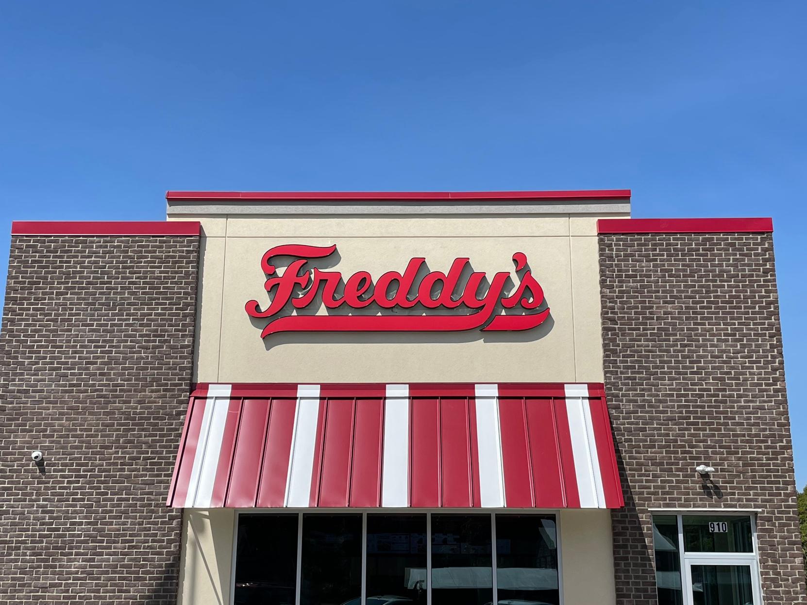 Freddy’s Frozen Custard & Steakburgers opens in Englewood | Local ...