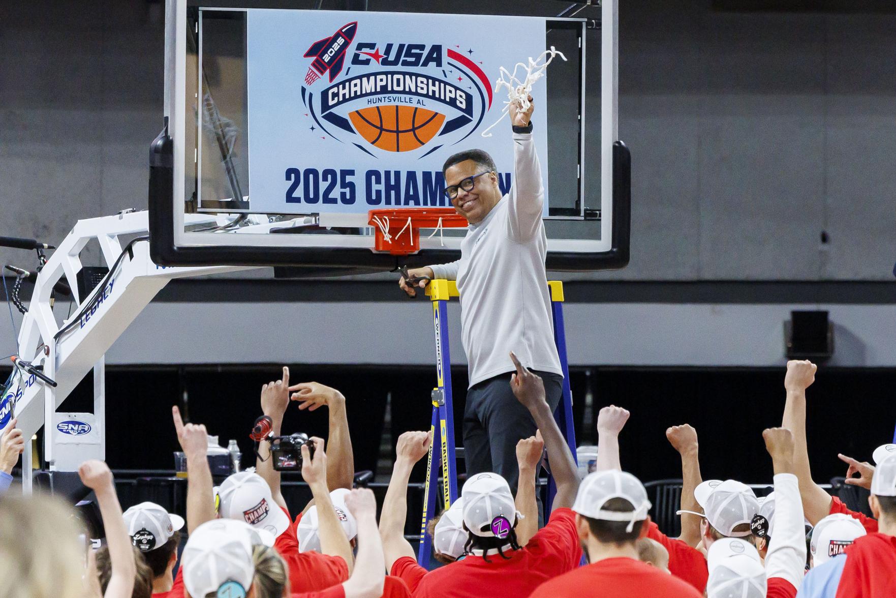 Dayton basketball: What to know about Saturday's game vs. Liberty ...