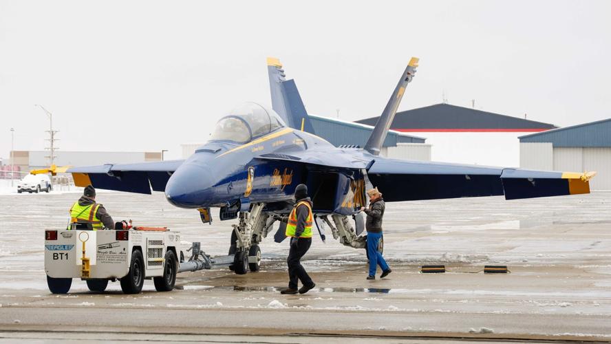 Navy Blue Angels to arrive early at Dayton air show | Local ...