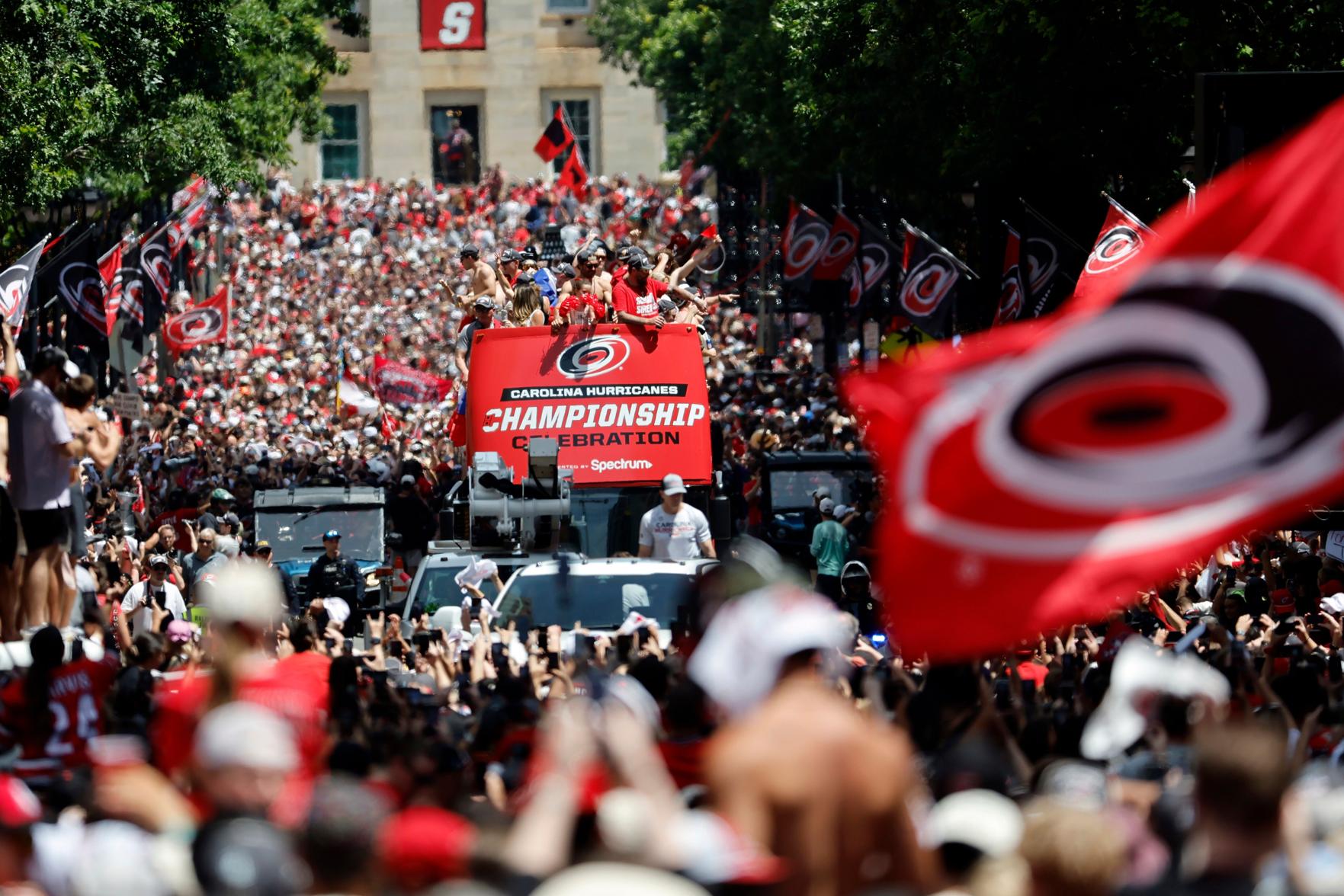 Hurricanes fans jam into downtown Raleigh for Stanley Cup parade and ...