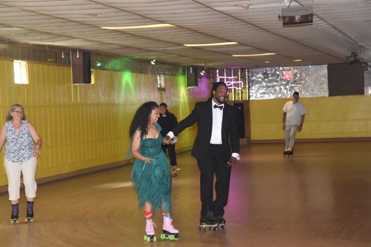 Historic Dayton skating rink hosts wedding reception on wheels | Local ...