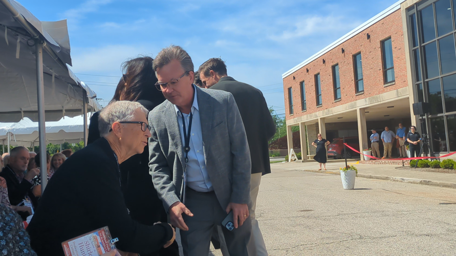 Bill Gates, billionaire and Microsoft co-founder, attends dedication of ...