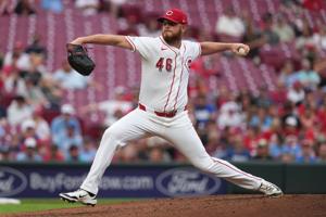McCoy: Reds lose De La Cruz, Burns and game in ugly 9-2 blowout to ...